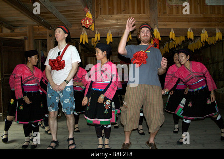 Yao women singing folk songs Longsheng Guangxi China Stock Photo - Alamy