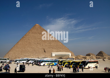 Egypt Cairo Giza tourist buses Pyramid Cheops Stock Photo - Alamy