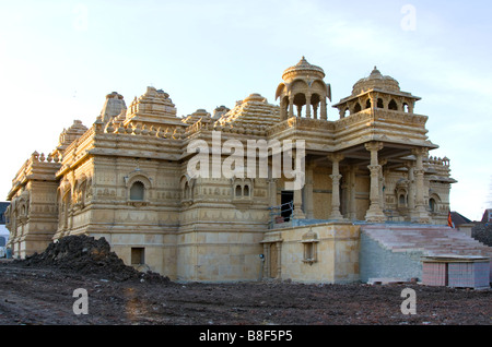 Shree Sanatan Hindu Mandir Hindu Temple Wembley Stock Photo - Alamy