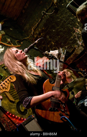 Singer/songwriter Tallulah Rendall performs on stage in London Stock ...