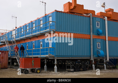 Research and dormitory buildings, Mario Zucchelli Station, Terra Nova ...