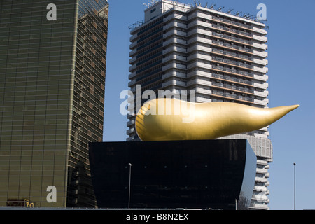 Asahi Beer building Asakusa, Tokyo. Designed by Philippe Starck Stock ...
