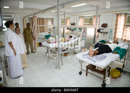 A ward for patients on kidney dialysis Stock Photo - Alamy