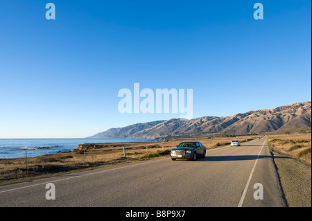 Cabrillo Highway, Route 1 Pacific Ocean drive. Big Sur national park ...