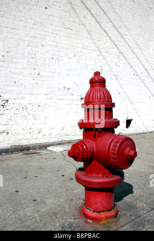 Red American fire hydrant Stock Photo - Alamy