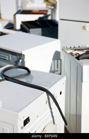 Discarded appliances in junkyard, full frame Stock Photo - Alamy