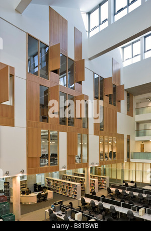 North Glasgow College in Springburn Glasgow Stock Photo - Alamy