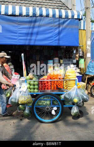 Fruit merchant at Chatuchak Weekend Market , Bangkok , Thailand Stock ...