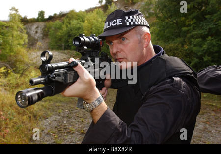 Humberside police officer training with a Heckler Koch 9mm MP5 carbine ...