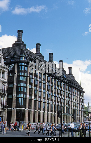London, Portcullis House, facing Houses of Parliament and providing ...