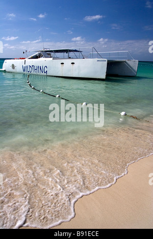 Jamaican tourist boat Stock Photo - Alamy