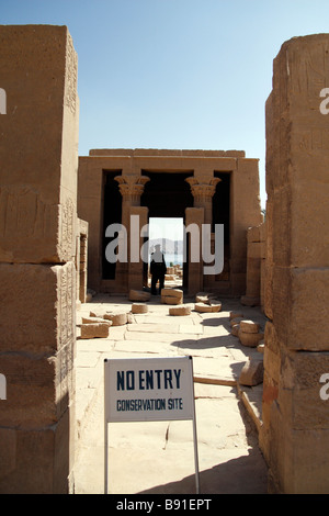 Temple guard in Aswan Stock Photo - Alamy