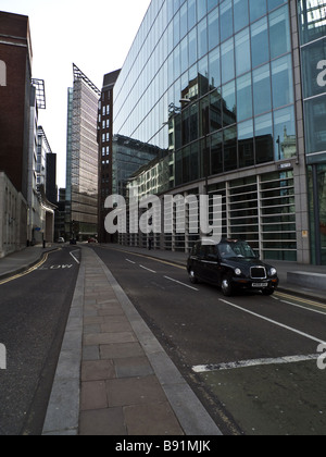 Holborn Circus Holborn New Fetter Lane High Holborn area roundabout ...
