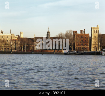 Lambeth Palace and River Thames, London Stock Photo - Alamy