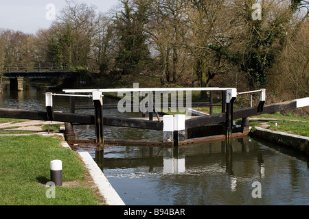 Coxes lock and mill on the Wey Navigation ,Weybridge Stock Photo - Alamy