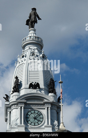 Philadelphia City Hall and William Penn statue Stock Photo - Alamy
