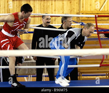 President Vladimir Putin visiting the Russian boxing national team s ...