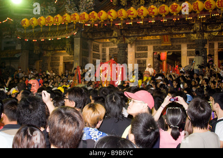 Annual Mazu Holy Pilgrimage and Festival from Zhenlan Temple, Dajia ...