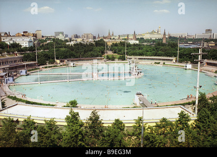 Moskva swimming pool Stock Photo: 23245520 - Alamy