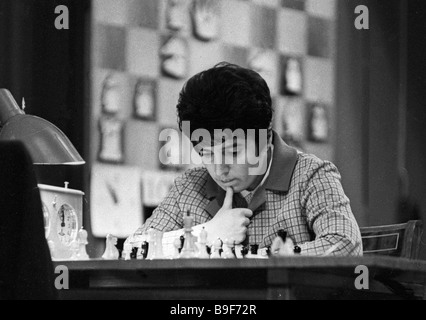 World chess champion Nona Gaprindashvili Stock Photo - Alamy