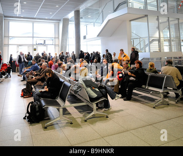 Flughafen Stuttgart Terminal 1 in Deutschland Stuttgart, Deutschland ...