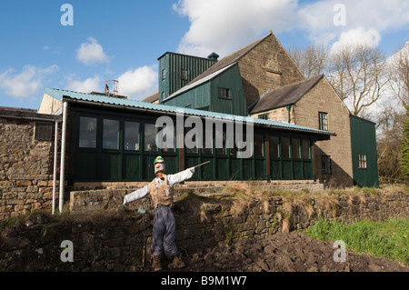 Mill 2. 19th century water powered cotton mills, Pleasley Vale. Notts ...