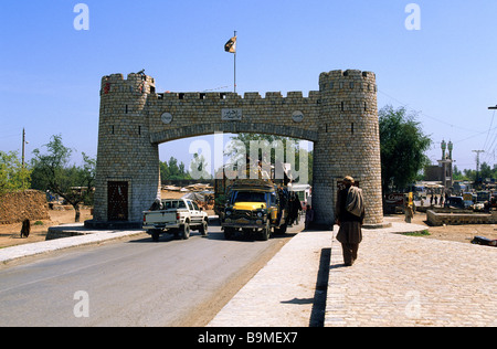 Pakistan, Khyber Pass, the famous Khyber Pass gate situated 16 kms to ...