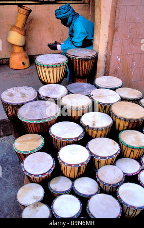 Mali, Mopti Region, Sofara, griots, traditional musicians Stock Photo ...