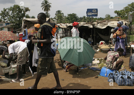 Market in Monrovia, Liberia Stock Photo - Alamy