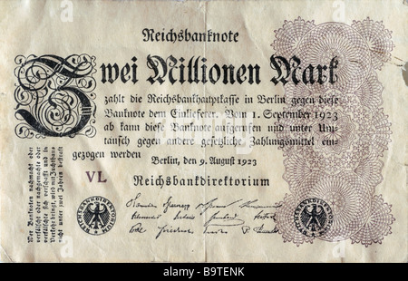 German 1 Million Mark bank banknote from 1922 during the period of ...