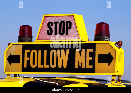 Pilot vehicle, Follow Me Car, airport Stock Photo: 62066922 - Alamy