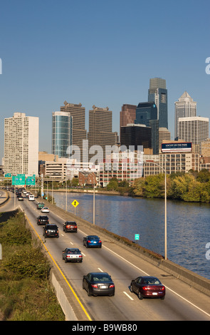 Skyline with Highway 76 - "The Schuylkill Expressway", Schuylkill Banks ...