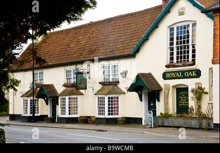A typical traditional English country pub or inn in the village of ...