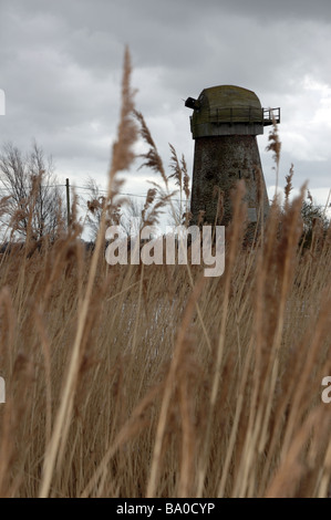 Clippesby drainage mill, River Bure, Norfolk Broads, England UK Stock ...