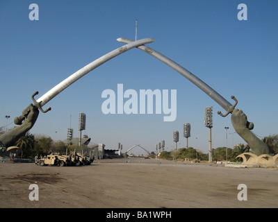 Swords of Victory Baghdad Iraq Stock Photo - Alamy