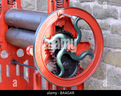 An ancient mangle wheel Stock Photo - Alamy