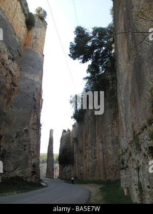 Qalat Al Saladin Castle SYRIA Castillo Qalat Al Saladino SIRIA donkey ...