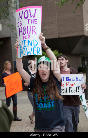 Environmentalists Protest Plans for Coal-Burning Power Plant Stock ...
