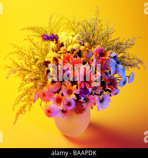 Bouquet of flowers and vase Stock Photo - Alamy