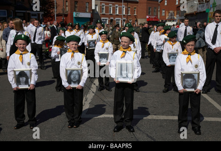 IRA Volunteers Memorial in Falls Road, West Belfast, North Ireland, UK ...
