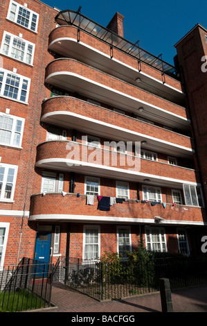 Council Flats London Stock Photo - Alamy