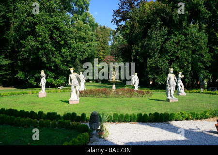 Garden, Villa Widmann Rezzonico Foscari, Mira, Veneto, Italy Stock ...