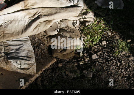 bed of homeless man person under bridge Stock Photo - Alamy