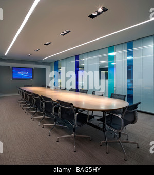 isg offices boardroom 2 Stock Photo - Alamy