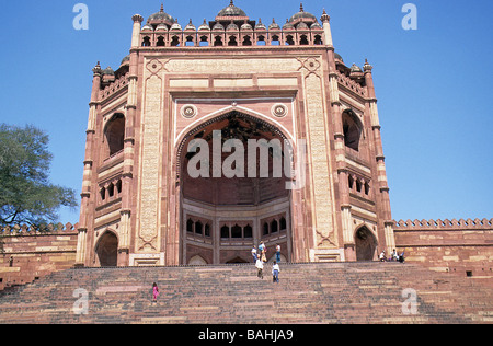 Victory Gate 'Buland Darwaza', Dargah, Mughal City, built 1569-1585 ...