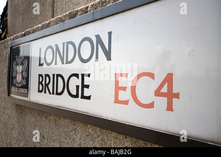 London Bridge EC4 Street Sign, London, England, UK Stock Photo - Alamy