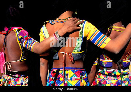 Nepal, the Terai (Madhesh), Tharu women working in the fields Stock ...