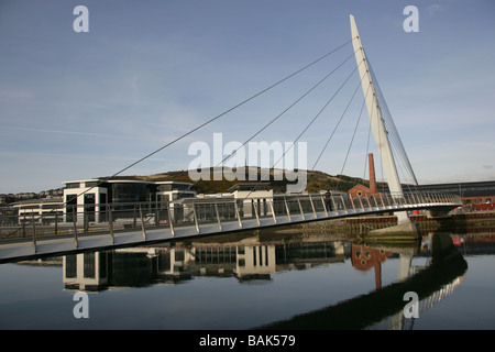 Sail Bridge (foot bridge) over River Tawe, Maritime Quarter, Swansea ...