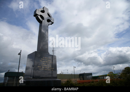 Roddy McCorley memorial celtic cross in front of the PSNI RUC station ...