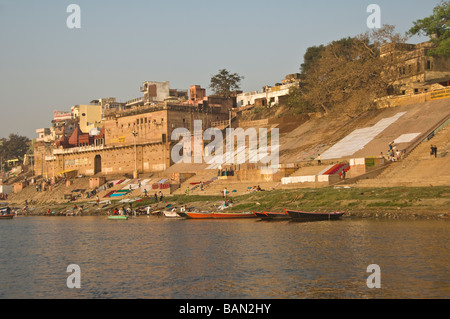 Raja Ghat, River Ganges, Varanasi, Benares, Uttar Pradesh, India Stock ...